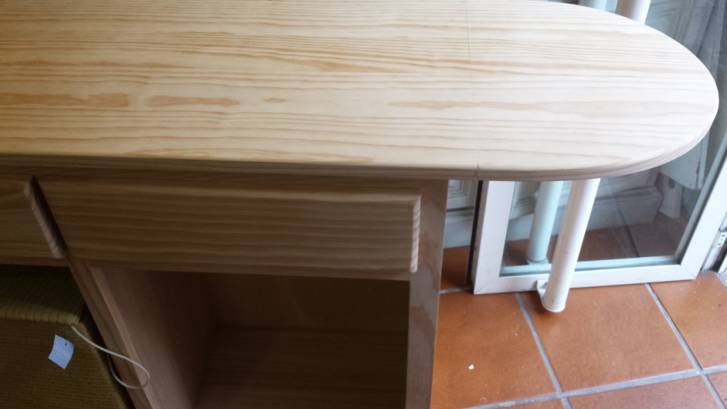 Mueble de plancha, en madera de pino | Muebles Artesa